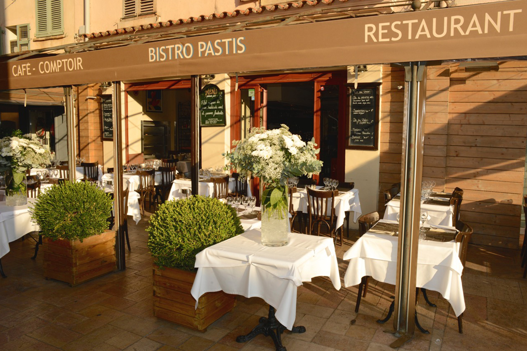 Bistro Pastis - LiFE Style Magazine
