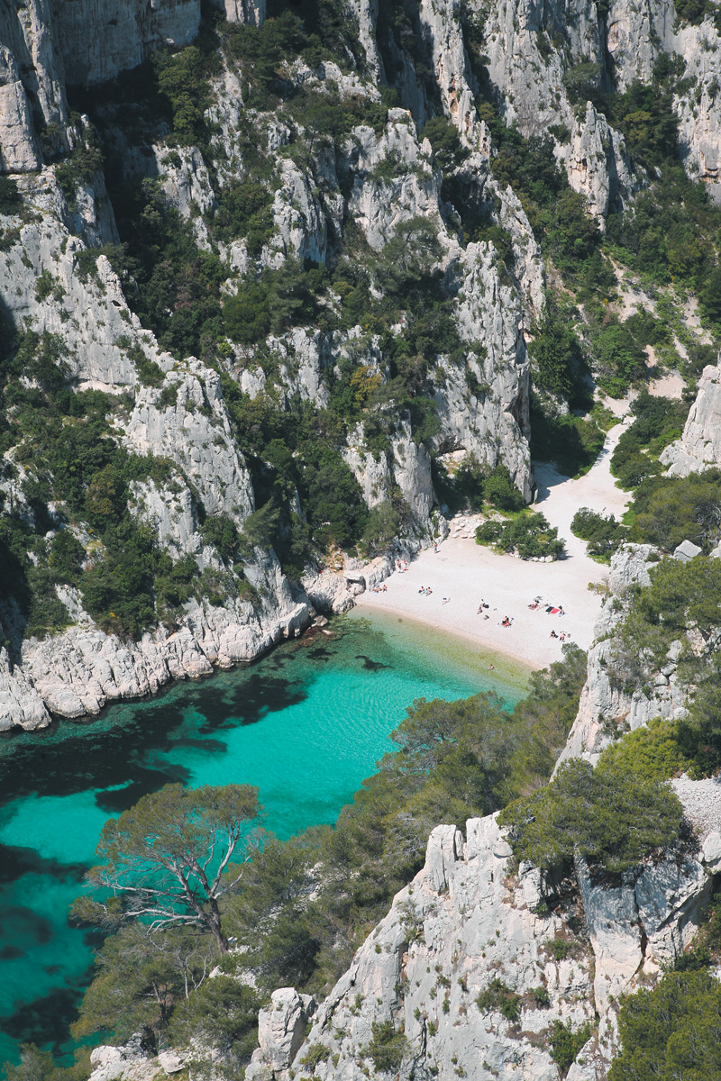 Les Calanques - LiFE Style Magazine